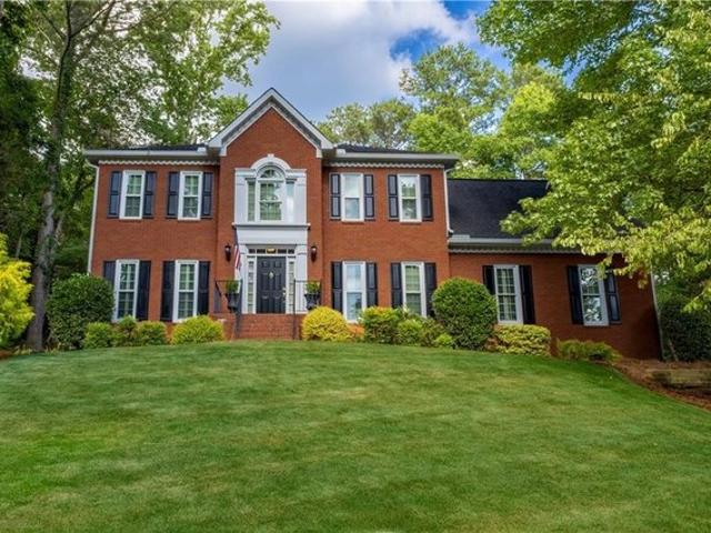 185 Highview Trce, Fayetteville, GA 30215