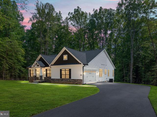 185 Infinity Ln, Fredericksburg, VA 22406 | MLS #VAST2048 | Compass