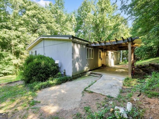 185 Oak Hill Dr, Forsyth, GA 31029