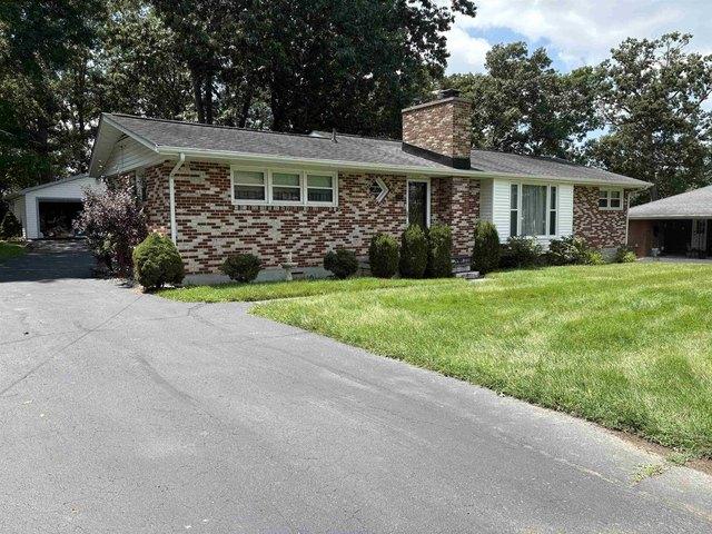 185 Overhill Rd, Christiansburg, VA 24073