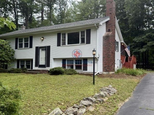185 Long Hill Rd, 3 beds, 1 full bath