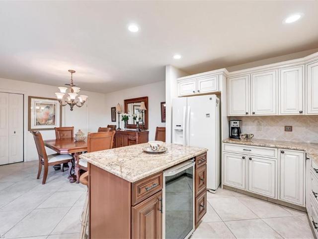 185 Lake Point Ln, Unit 8B, Naples, FL 34112 | MLS #226002 | Compass