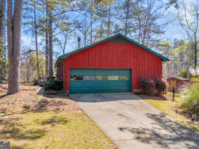 185 Live Oak Place