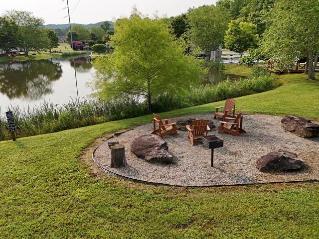 185 Mountain Meadows Dr, Morganton, GA 30560 | MLS #419757