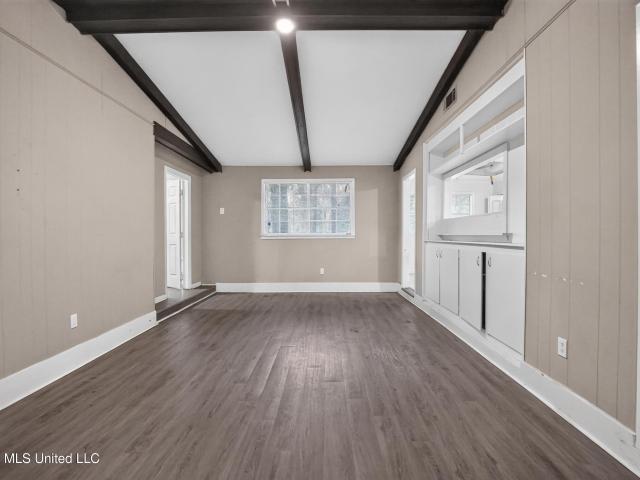 185 Monaco Court