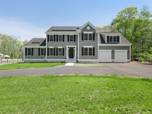 185 Mattapoisett Rd, Acushnet, MA 02743