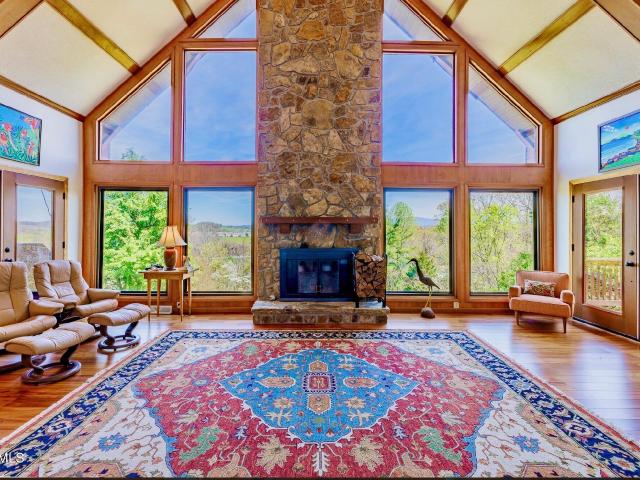 185 Mcafee Bluff