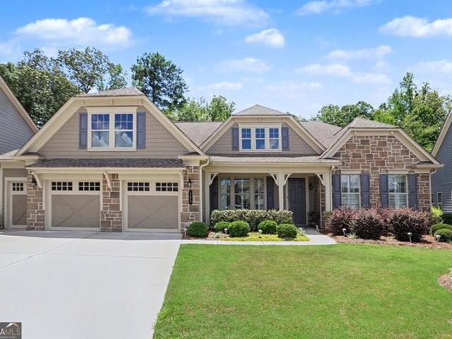 185 Mulberry Ct, Peachtree City, GA 30269