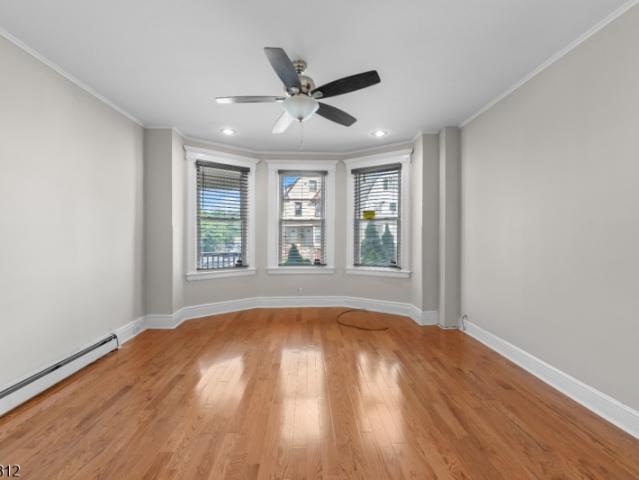 185 N 18Th St