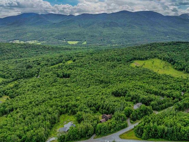 185 N Peak Dr, Easton, NH 03580