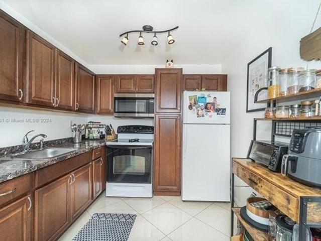 185 Normandy Ln, Unit D, Delray Beach, FL 33484 | MLS #B26005