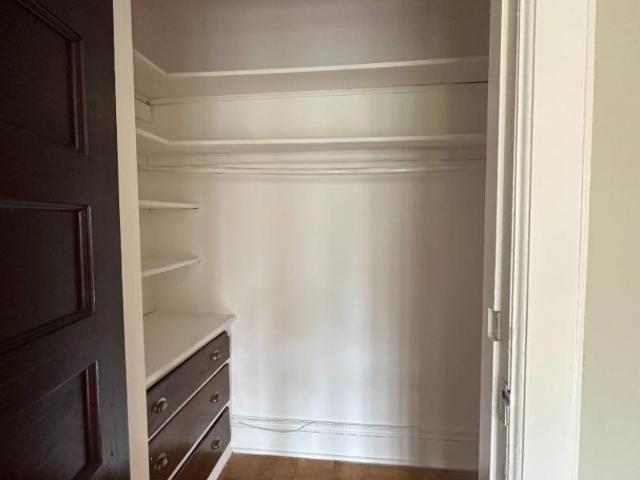 185 S Orange Ave # 10