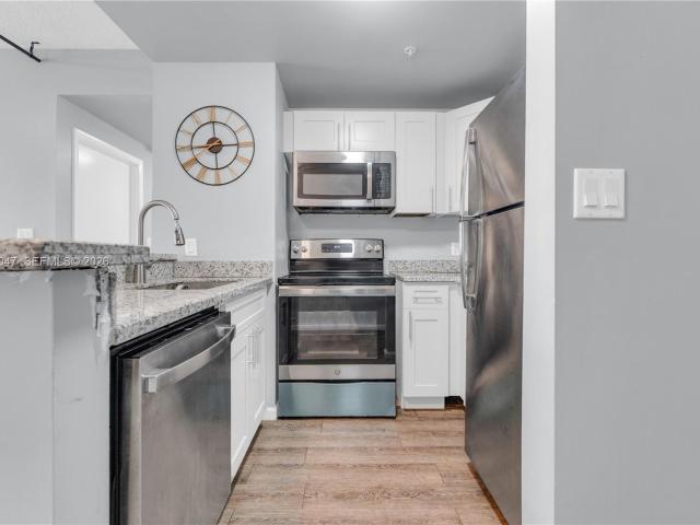 185 SE 14th Ter, Unit 1611, Miami, FL 33131 | MLS #A11989