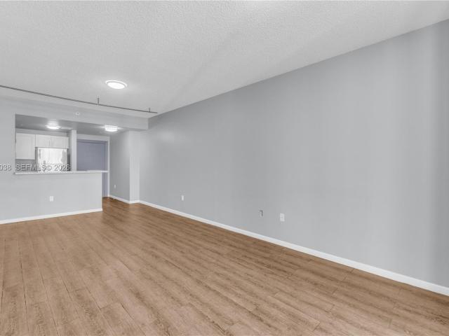 185 SE 14th Ter, Unit 1611, Miami, FL 33131 | MLS #A11989 | Compass