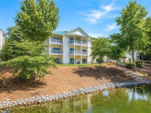 185 Sunset Point Dr Apt 622, Dadeville, AL 36853