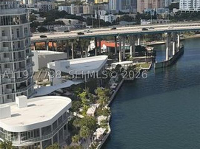 185 SW 7th St Apt 1605, Miami, FL 33130