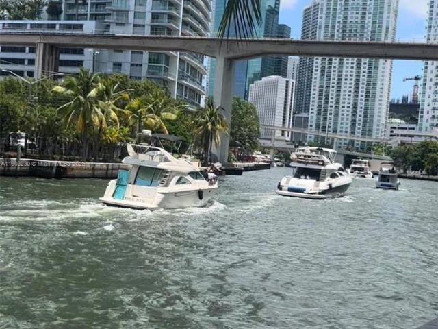 185 SW 7th St, Unit 1802, Miami, FL 33130 | MLS #A11903
