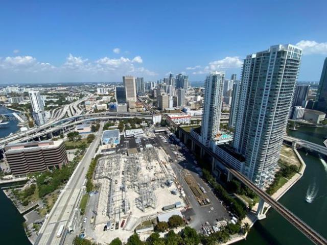 185 SW 7th St #4309 Miami, FL 33130