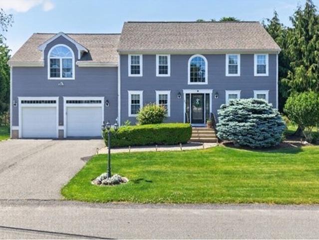 185 Rosewood Rd, Somerset, MA 02726