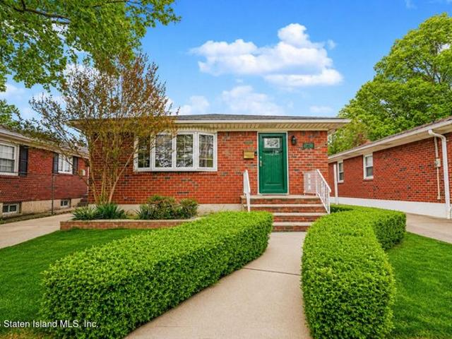185 Reno Ave, Staten Island, NY 10306