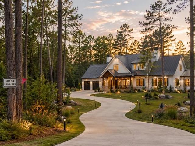 185 Rim Rock Rd, Huntsville, TX 77340