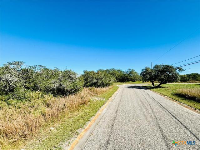185 walter heldenfels cir