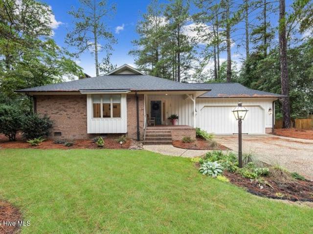 185 Tamarisk Ln, Pinehurst, NC 28374