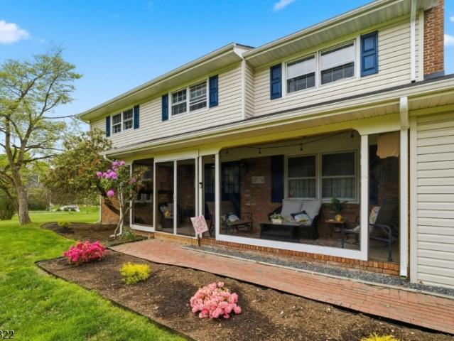185 Thatchers Hill Rd