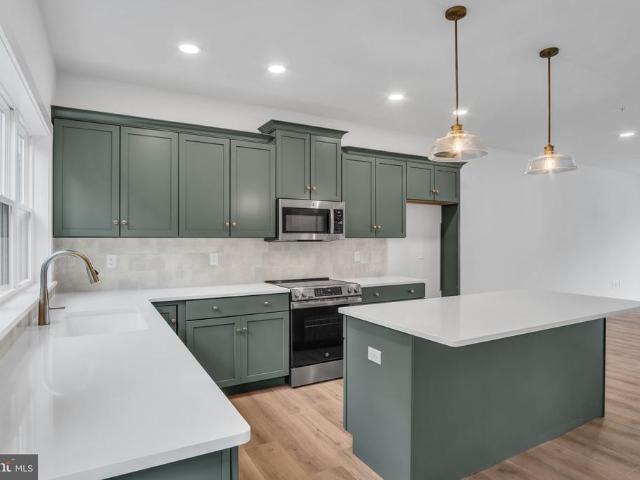 185 Trailside Court