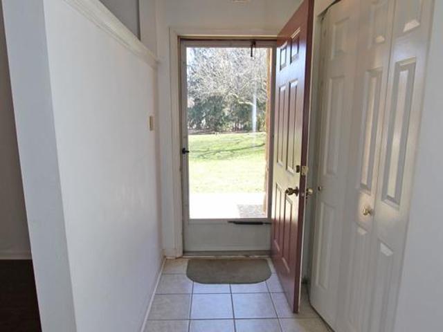 185 Valley Stream Circle