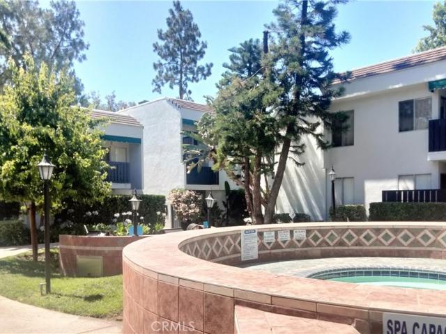 18645 Hatteras St, Unit 186, Tarzana, CA 91356 | Compass