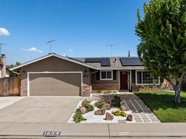 1864 Cherrywood Pl, Manteca, CA 95336 | MLS #41131 | Compass
