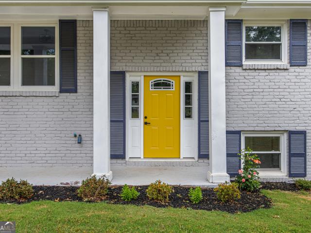 1864 Glen Echo Drive