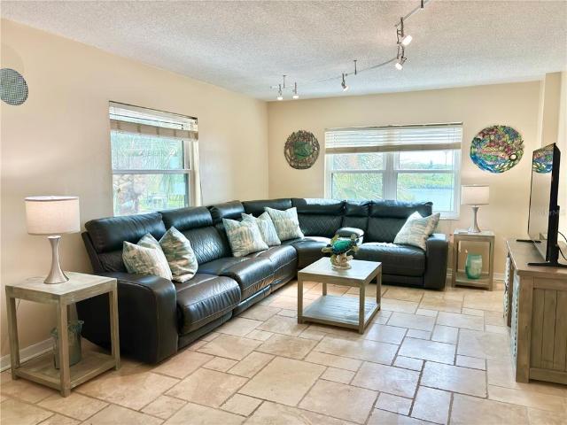 18650 Gulf Blvd, Unit 315, Indian Shores, FL 33785 | MLS #TB8492