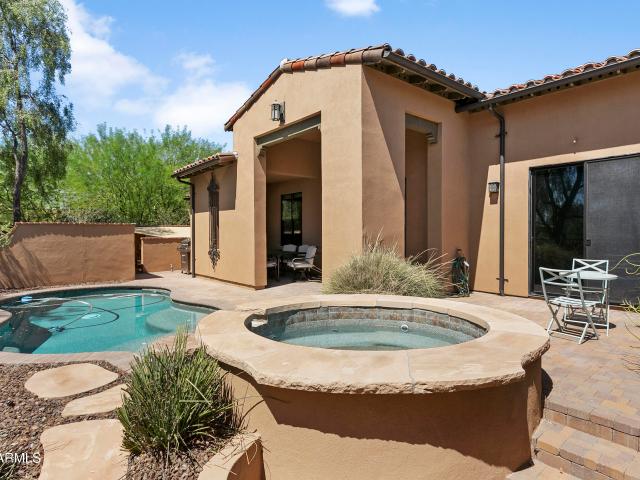 18650 n thompson peak parkway # 1060