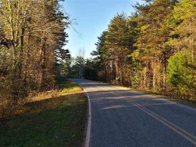 1865 Moore Rd, Tryon, NC 28782