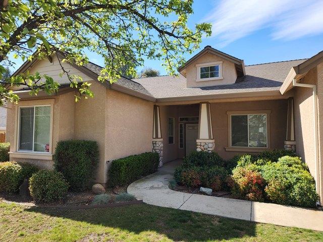 1865 Dellwood Dr, Redding, CA 96003