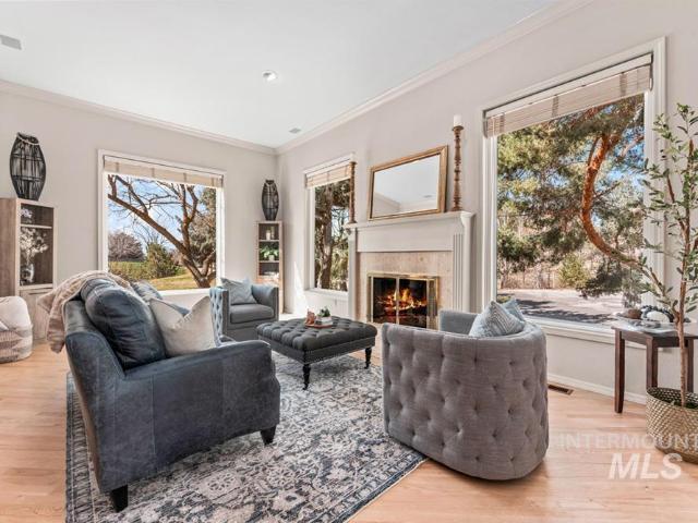 1865 E Sendero Ln