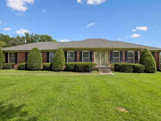 1865 Hickory Ridge Rd, Lebanon, TN 37087