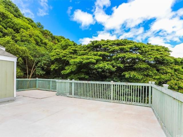 1865 Lanikeha Pl, Pearl City, HI 96782
