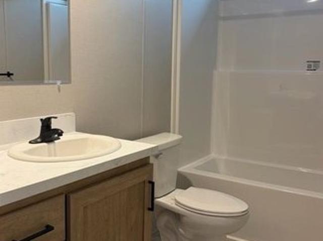 1865 Ridgeview, Ypsilanti, MI 48198