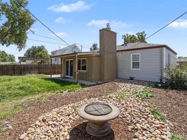 1865 W Dixie Place