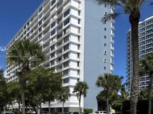 1865 79th St Csw #PH J, North Bay Village, FL 33141