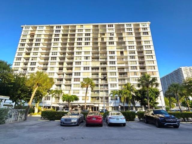 1865 79th St Cswy Apt 2J, North Bay Village, FL 33141