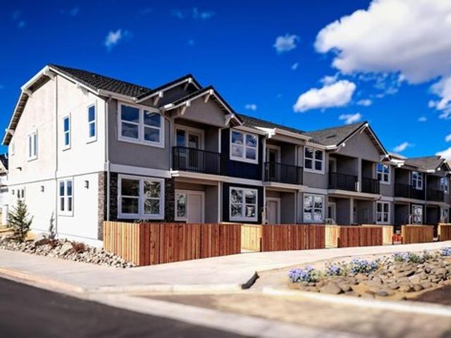 18661 Village Center Villa 16 Dr Lot Cedar, Reno, NV 89508