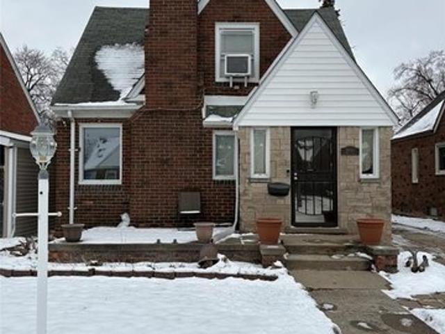 18668 Robson St, Detroit, MI 48235