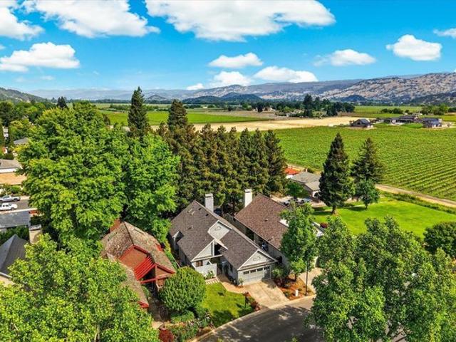 1866 Oak Cir, Yountville, CA 94599
