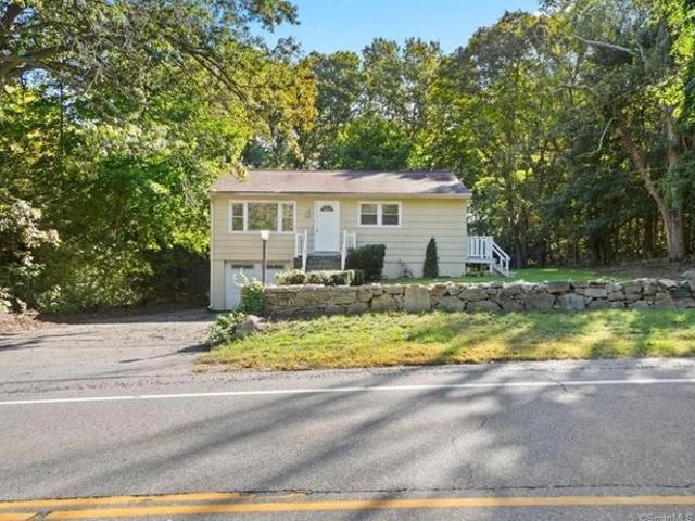 1866 Center Groton Rd, Ledyard, CT 06339 in Ledyard, Connecticut