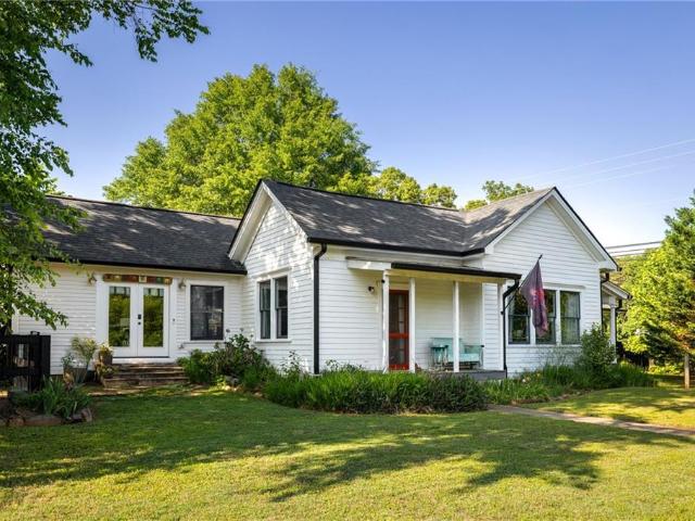 1866 Idlewood Road