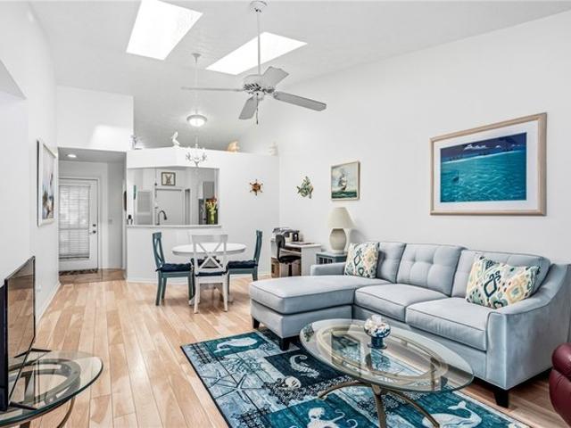 1866 Sixty Oaks Ln, Vero Beach, FL 32966
